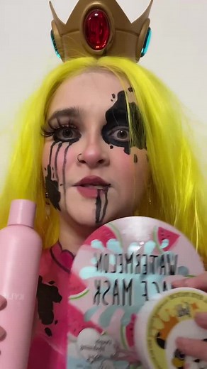 Princess Peach Makeup Tutorial by @hollypearce07