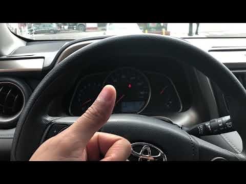 Toyota RAV4 – How to turn on/off hazard lights