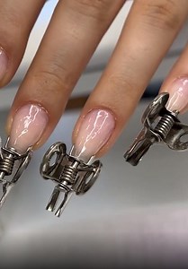 4.4M views · 10K reactions | Natural-looking nails out of fiberglass | MetDaan Nails | Facebook