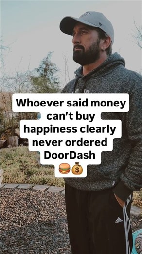 Money Absolutely Buys This Moment 🍔💰 #doordash #relatable #shorts