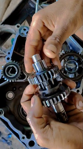 148K views · 2.4K reactions | Hero Splendor Plus gearbox piniom #facebook #reelsvideo #video #release #StarsEverywhere | Sanjib Mandal | Facebook