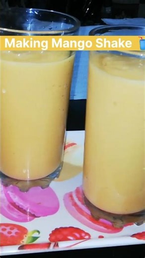 🍹 How to Make a Mango Shake ✨