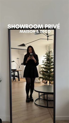 Tu recherches des inspirations déco pour les fêtes ? SHOWROOM PRIVÉ 💻 Site de ventes privées de grandes marques ✨ Avec des réductions allant jusqu’à -70% 🪑 En plus de la mode, ils proposent également une sélection Maison : mobilier, linge de lit, déco, art de la table ou petit électroménager etc. 🎁 Parfait pour vos cadeaux de Noël 📱Suivez @showroomprive sur Instagram pour découvrir chaque jour les nouvelles ventes et marques déco à ne pas manquer 📝 Cette année, j’avais envie d’une jolie déc