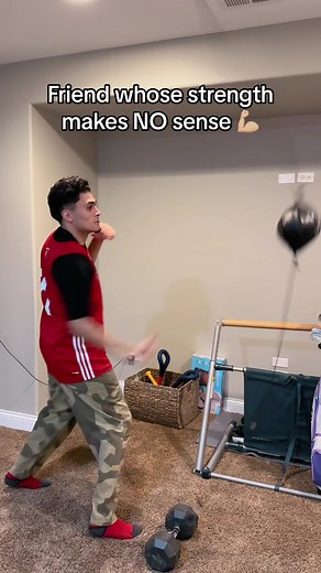 Friend Whose Strength Makes No Sense 💪🏼 - Push Up Contest