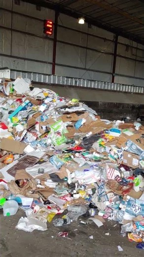 My Recycling Got Stuck In Hopper, Garbage Truck Can't Dump Load, Pressure Packed #sideloadoperator