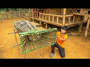 🎣 Orphan Boy Builds a Giant Fish Trap Using Forest Materials