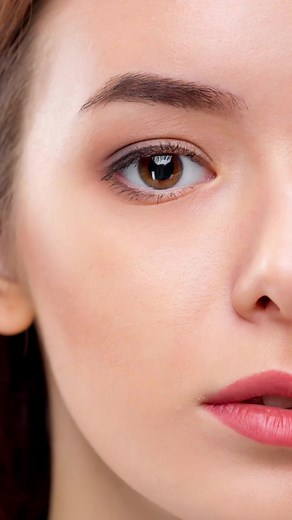 ● Nuevo protocolo ● Glow Skin ● ¿Tienes un evento especial y quieres que tu piel quede radiante en poco tiempo? Probá nuestro protocolo, que es la combinación de Dermaplaning para eliminar las células muertas de tu piel y vellitos faciales, junto a una hidratación profunda e intensiva para lucir radiante en tu día especial. Consulta los horarios disponibles al 71090009 #dermaplaning | Vellisimo Center Bolivia