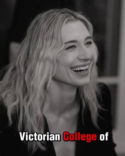 ✨ Elizabeth Debicki at Armani Couture SS26 | Modern Elegance ✨ Circa 1990, Elizabeth Debicki was born in Paris to professional dancers, before growing up in Melbourne, Australia. Circa 2011, she graduated from the Victorian College of the Arts, where Cate Blanchett quietly mentored emerging talent. In 2013, filming The Great Gatsby in Sydney, she was personally cast by Baz Luhrmann after an extended screen test at Fox Studios. Circa 2015, she worked in London and Morocco on The Man from U.N.C.L.