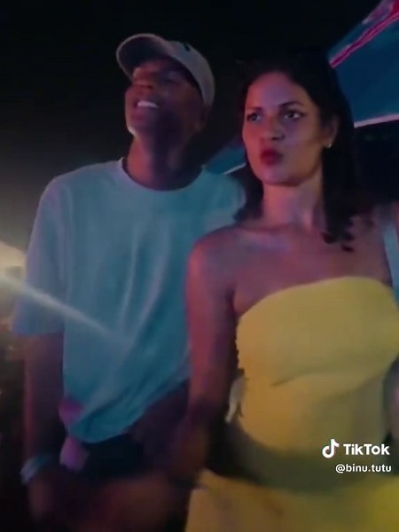 '' YAGA 🪭🫶🏻🐉💨#portcitycolombo #fypシ゚viral🖤tiktok #binu_gurl🐰🍭 #dance #vibe #1millionaudition #trending #flyyyyyyyyyyyyyyyyyyyy #Highlighters #followers➕