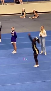 ✨❤️✨ #BlackGirlsCheer #ToeTouchTuesday #ToeTouch #JumpGoals #GOALS #Repost @the.flippin.k @kynnadii._ | Black Girls CHEER