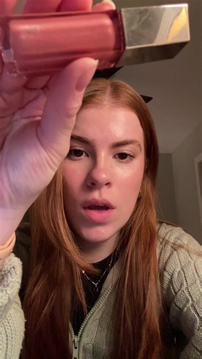 How to Prevent Feeling Dumb and Useless: Tips for Makeup with Fenty Lip Gloss