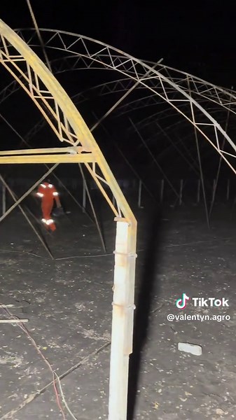 Сезон 2025 з Валентин Агро: Інноваційні Теплиці