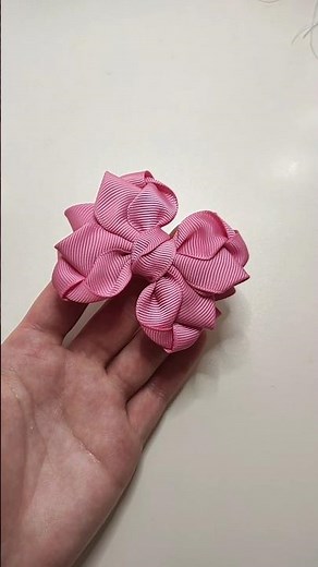 ¿Cómo hacer un lazo perfecto con cinta de 2,2 cm?