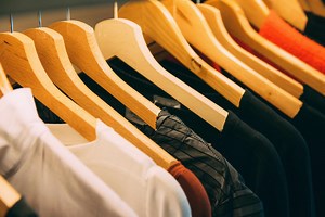 20 Songs about Clothes - Singersroom.com