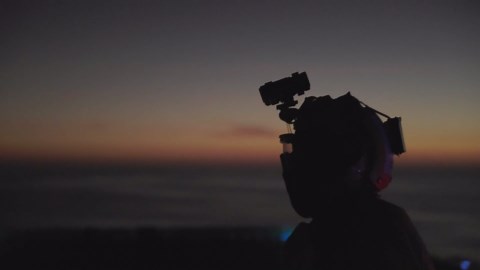 How F-35B pilots train for night ship landings