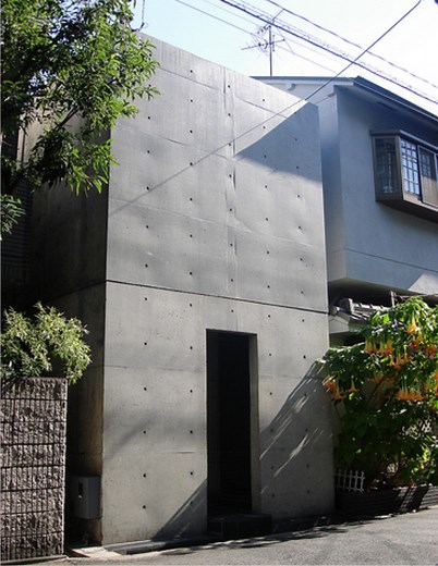 ✅ Azuma House - Row House - Data, Photos & Plans - WikiArquitectura