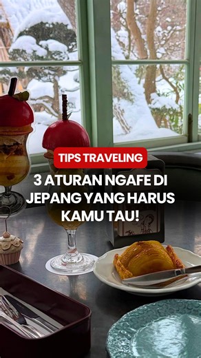 Japanlives | Info Jepang on Instagram: "Banyak orang mikir, ngafe di Jepang ya tinggal datang, duduk, lalu pesan. Padahal, ada beberapa kebiasaan kecil yang beda banget dari di Indonesia — dan sering bikin first timer salah langkah. Mulai dari kewajiban pesan minum per orang, cara ambil tempat duduk yang harus lewat staf dulu, sampai sistem makan di tempat dan take away yang ternyata nggak bisa ditukar seenaknya. Hal sepele, tapi kalau kamu tahu dari awal, pengalaman café hopping di Jepang jadi 