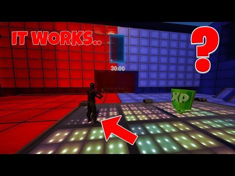 Testing *FREE* SKINS & EMOTES Map In Fortnite (MAP CODE)