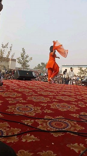 198K views · 10K reactions | Neha choudhary dance 殺 | Singer Aarti Jangra | Facebook