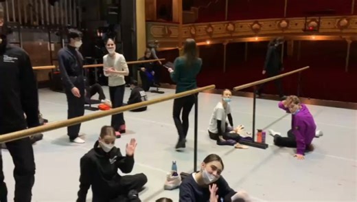 Take a peek behind the scenes of our students on The Australian Ballet Regional Tour 2022 in Launceston! 💫 📷 Paul Knobloch 🩰 Students of The Australian Ballet School | The Australian Ballet School