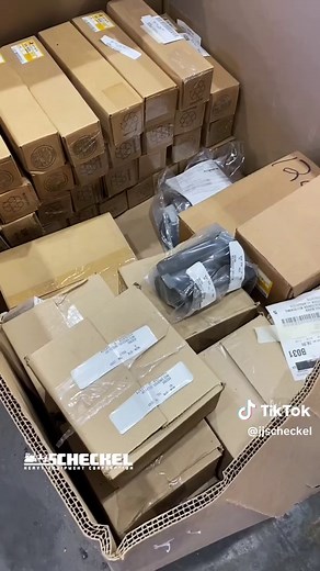 Rebuilding the Caterpillar D11T: A Detailed Process