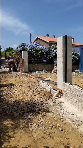 ✅ "Cerramiento Completo de Finca: Muro de Bloque, Valla Metálica y Portalón"