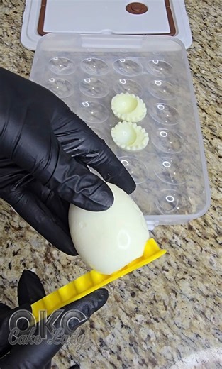 Deviled Egg Fancy Cutters Tutorial #deviledeggs #holidayshopping #partyplanning #eggs #cooking #food | OKC Cake Lady