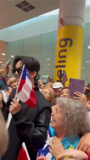 Chegada de Dimash em Barcelona, 5.11.25 #dimash #димаш #迪玛希 #dqfcbrasil