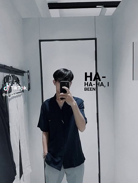 CapCut Box Lyrics Template - Trending Lirik Lagu Video