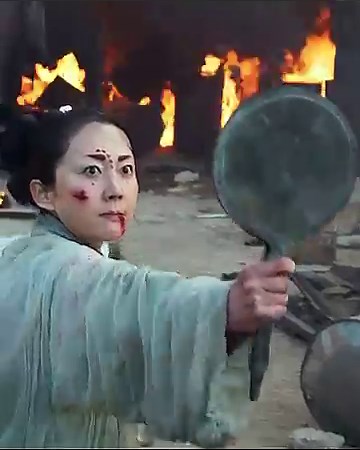 Giant Magnifying Mirror Defeats Alien Monster | Alien+Human 2 (2024)