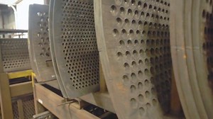 Bandit introduced its first horizontal grinder in 1995. Since then, numerous models have been engineered and manufactured featuring a unique cuttermill for processing a wide range of materials. In 2024, Bandit introduced its first hammermill grinder further enhancing Bandit’s already expansive line of waste recycling products. Serving customers in multiple applications, Bandit grinders easily processes a variety of material including biomass, chunk wood, compost, disaster clean-up, municipal sol