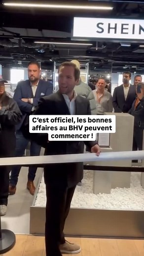 👏 Bravo @sheinfrance_ et @le_bhv_marais pour la collaboration la plus éclatée au sol de l’Histoire. 👋 Ah, sinon, le gouvernement vient d’engager une procédure de suspension de la plateforme Shein en France | Gaëtan Gabriele