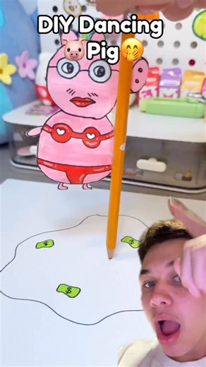 🐀 on Instagram: "🤭DIY funny dancing pig🐷 📩Collaboration👇 pixbefbusiness@gmail.com #papercrafts #cutecrafts #crafts #craft #cute #diy"