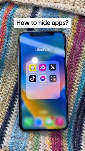 How to hide apps?👀#iphonetricks #iphonetips #fyp #howto #hideapps | calculator that can hide apps