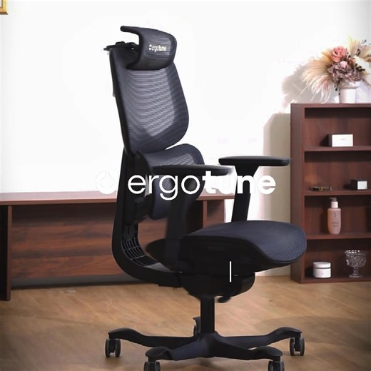 Finally, a quality ergonomic chair that’s affordable! 🪑☁️ Sit comfortably through an 8 hour workday with Joobie Lite. Most budget chairs feel okay at the start… but by lunchtime, you feel it. ❌ The seat gets warm ❌ You start shifting around ❌ Your back feels tired And sitting becomes something you “tahan” instead of enjoy. 😢 That’s because many budget chairs use thick foam or stiff builds. They feel soft at first, but quickly trap heat and restrict movement — especially in Singapore’s weather.