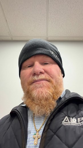 New lab beast UNLEASHED!  Bakersfield Bytes just built us a monster: • RTX 4090-level GPU madness • Triple-fan cooling army • Live digital display for temps & stats Lab performance = next level!  Shoutout @BakersfieldBytes for the epic build! #GamingPC #PCBuild #TechUpgrade #BakersfieldBytes #ComputerTech #LabPower #FYP | John Heath | Facebook