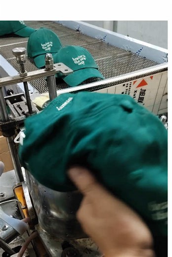 Green washed baseball cap with thickened design produced and finalized #waterproof #capfactory #baseballcap #cap #Hatmanufacturer