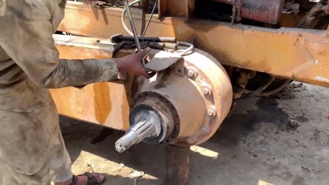 Reviving Rusted Turbo Truck Parts for Reuse and Efficiency