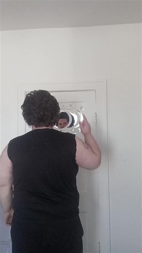 Creative Drawings and Fashion Insights for Everyday Life