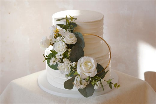 White Roses Cake Topper,silk Flower Cake Topper,cake Topper,flower Cake Topper,wedding Cake Topper,pampas Flower,floral Cake Topper - Etsy