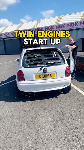 600HP x 2🔥 Our Twin Engine Corsa starts up and we do our first run down the drag strip in 8 months💪 Nice and gentle to get used to the car again👏 #exhaustsound #1000hp #opel #vauxhall #modifiedcars #corsa | Twin Engine Corsa