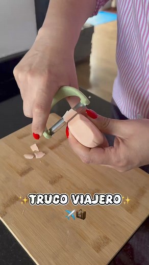 Truco viajero 🧳🛫. #tips #tipsdeviaje #viajesporelmundo #jabondemanos #ideascreativas | Home & Hacks