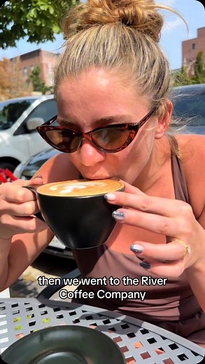 Lauren Alaina on Instagram: "Quite literally popped around Decatur today before our show. Smaller the town… better the popcorn?! 🍿 #ontour #travel #countrymusic"