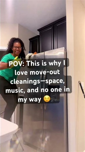 Empty house. Deep clean. Full riddim. #povcleaning #cleanwithme #dayinthelife
