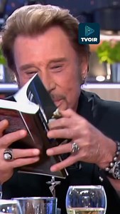 3.1K reactions · 317 shares | Une nouvelle chanson de Johnny Hallyday vient de sortir !  #reels #actu #rock #chanteur #album #musique #nouveau | TVoir | Facebook