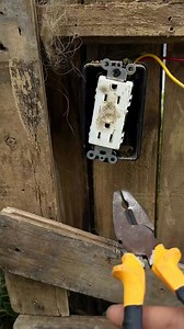 Can someone tell me the correct way to install this socket?#toolstoday #fyp #tiktokshop #electricianspliers #hometools #love #fathersday #shopvideocarnival #cozyvibes #tiktokshopsummerturnup | Fixlt.Geek