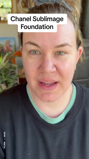 Chanel Sublimage foundation review. Other makeup I’m wearing: blush is westman atelier chouchette, finishing powder haus labs in neutral peach, brows are chantecaille pencil in taupe, liquid liner is hindash, mascara is Thrive causemetics and lips are charlotte tilbury hyaluronic happikiss in Pillow Talk. #chanel #chanelsublimage #chantecaillefutureskin #summermakeup #summermakeuproutine