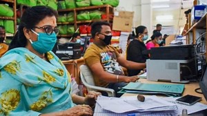 New Wage Code: सरकारी कर्मचारियों को अब मिलेंगी 300 Earned Leave! अक्टूबर से लागू हो सकते हैं नियम