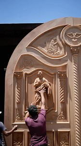 10K reactions · 331 shares | Ensayo de escultura de San Marcos Más información al +502 3572-5623 #carpinteria #porton #puerta #woodworking | Arte Colonial | Facebook