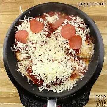 Cheesy Pizza Stuffed Chicken